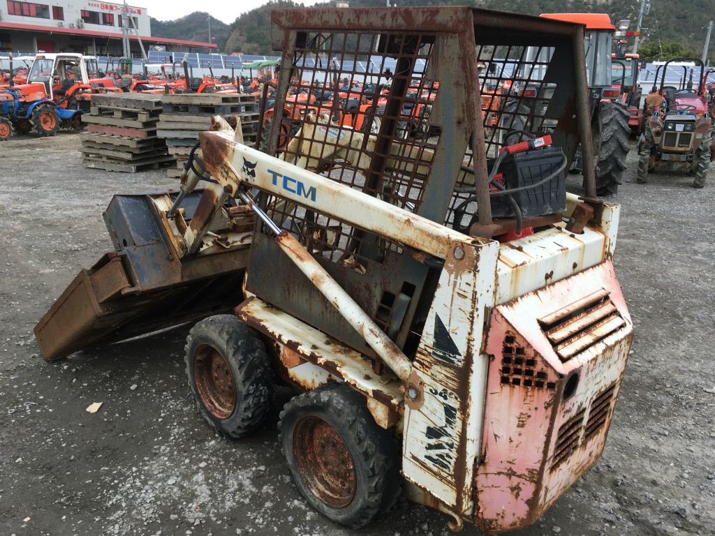SKID-STEER LOADER/ TCM/ Bobcat343/ 14324/ 4141h – Used Farm Tractor.com