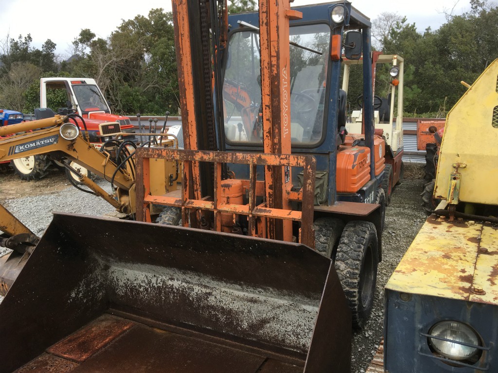 FORKLIFT/ TOYOTA/ 5FD-30/ 42891/ 15313h – Used Farm Tractor.com
