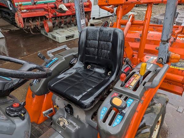 KUBOTA/ GB110D/ 20005/ 92h – Used Farm Tractor.com